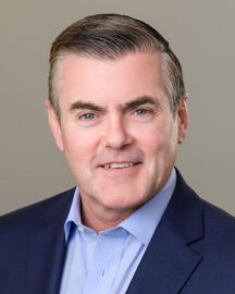 Refractive Cataract Surgeon Robert Lee, MD | St. Luke's Eye
